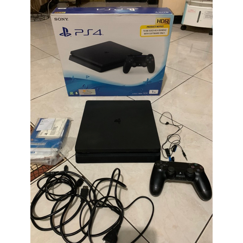 Jual ps4 slim 1 tb seken mulus original lengkap box | Shopee Indonesia