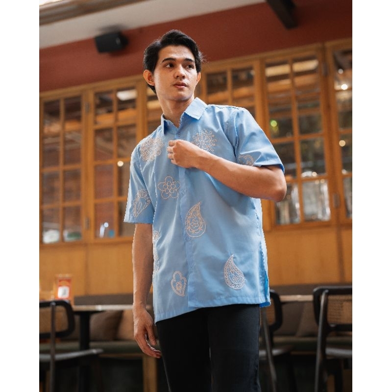 Jual Kemeja Bordir Pria NUC.ID Roman 02 (Biru Muda) | Shopee Indonesia