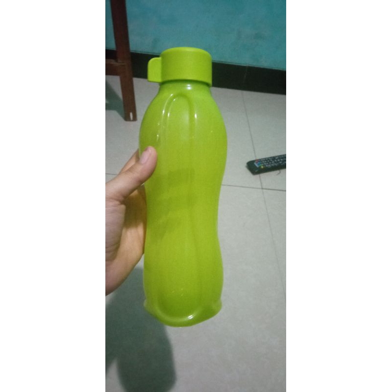 Jual tupperware EcO ulir 750ml hijau jadil | Shopee Indonesia