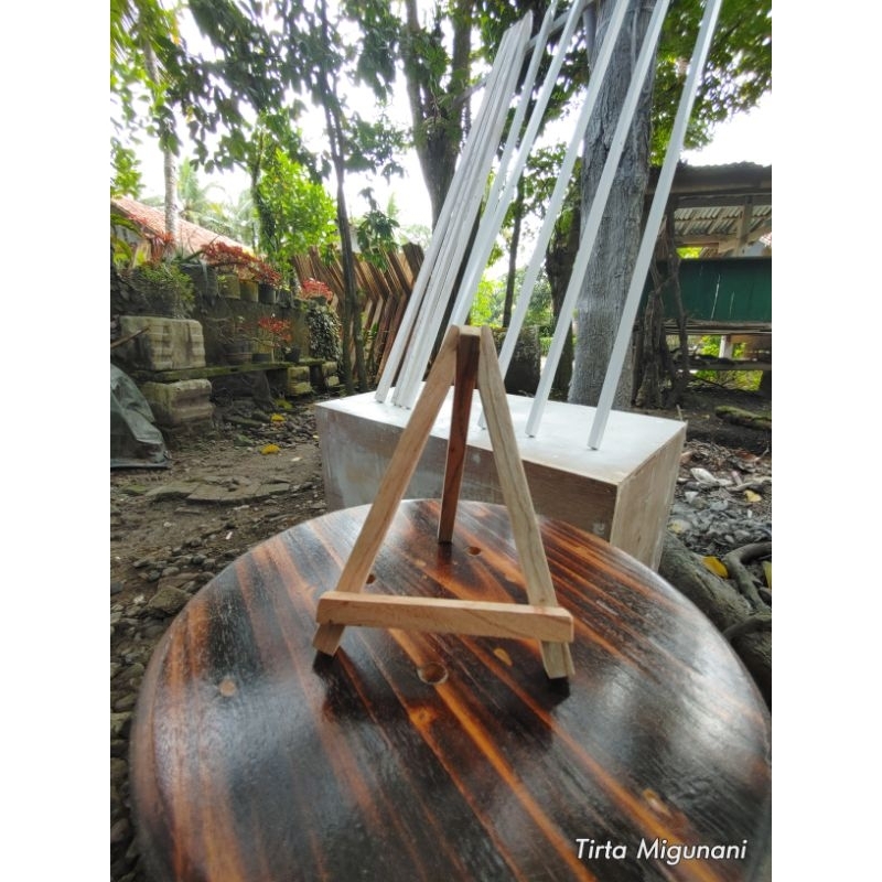 Jual Mini easel tripod kayu kecil stand foto stand handphone stand menu ...