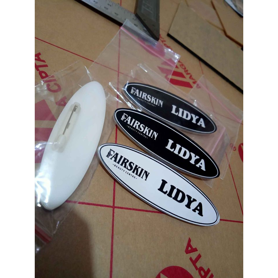 Jual Name tag nama dada/Nametag/papan nama dada/nama dada/peniti oval ...