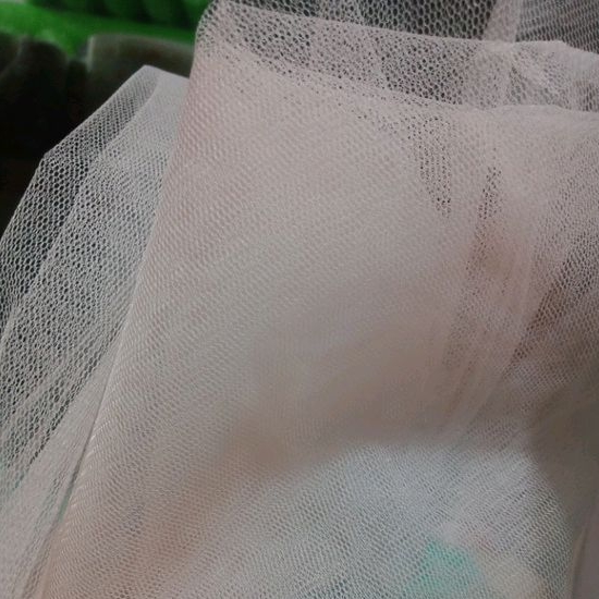 Jual Kain Tile Souvenir / Kain Tile Warping Warna Salem per Meter ...