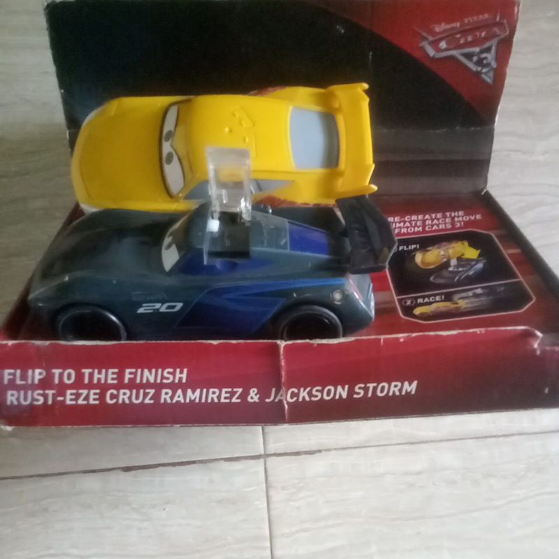 Jual Disney Pixar Cars flip to the finish rust -eze Cruz Ramirez ...