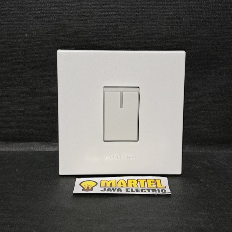 Jual Saklar engkel panasonic white style WESJ5931 + Frame | Shopee ...
