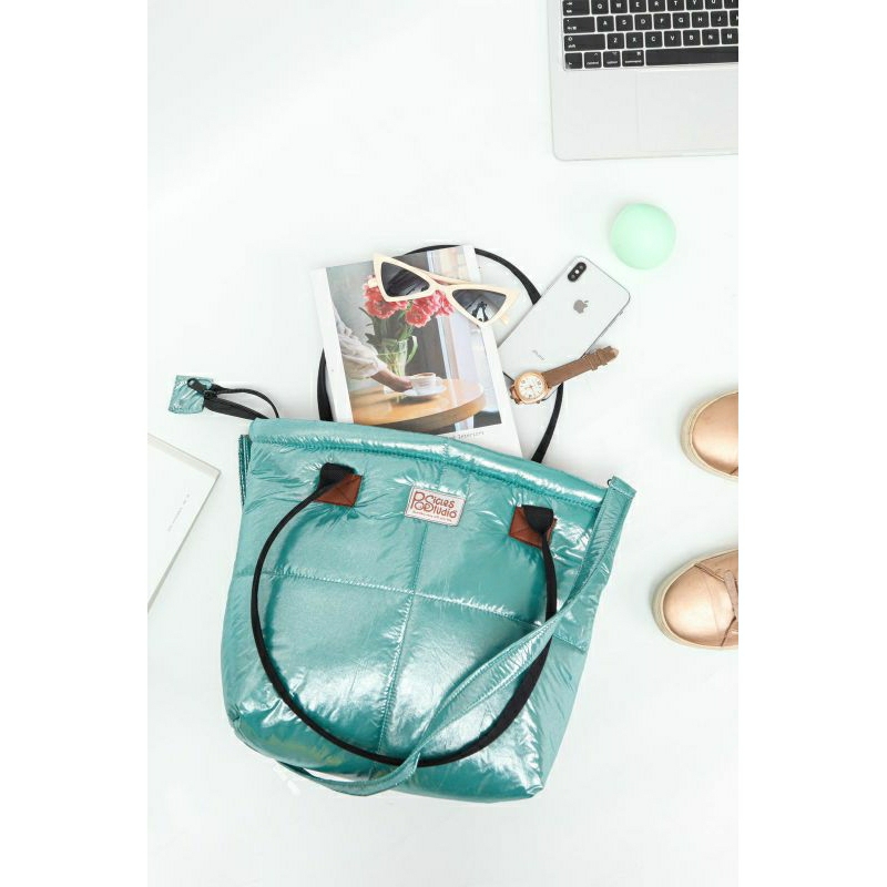 Jual WAFFLE PUFFY BAG (PAKE RESLETING) | Shopee Indonesia