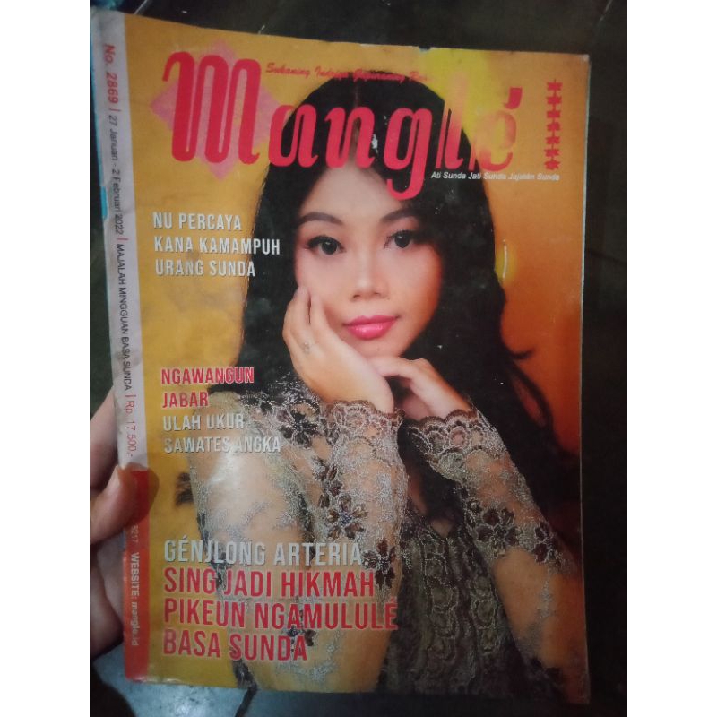 Jual Majalah MANGLE nu Percaya Kana Kamampuh Urang Sunda, Ngawangun ...