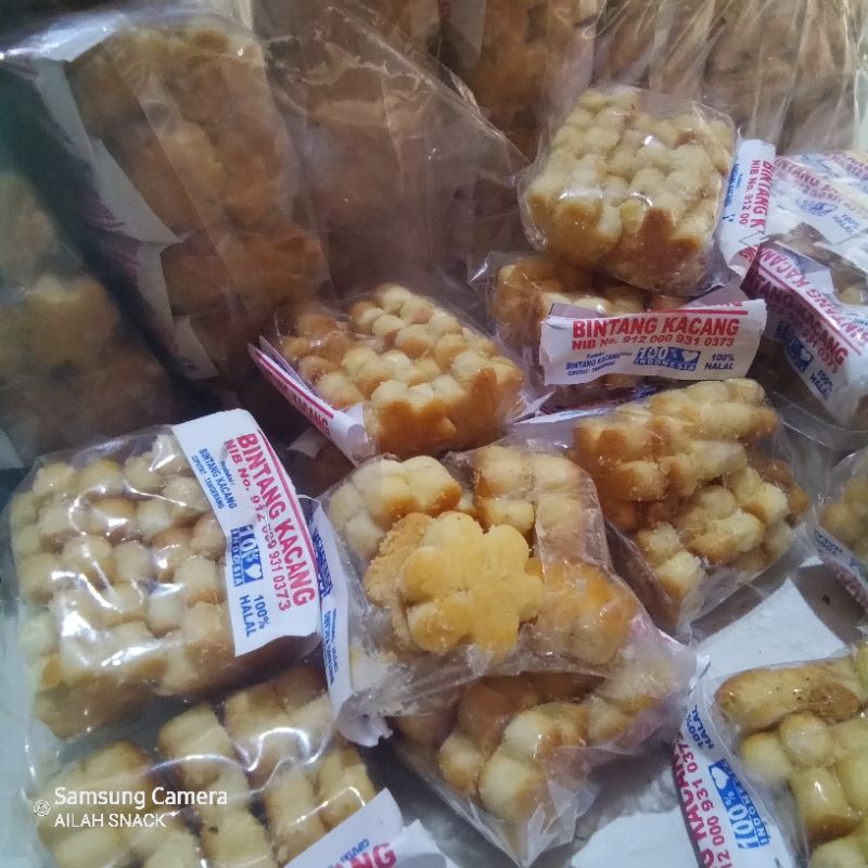 Jual kue Kacang Bintang Mini 1 pack isi 10 bungkus 1 bungkus isi 10 kue ...