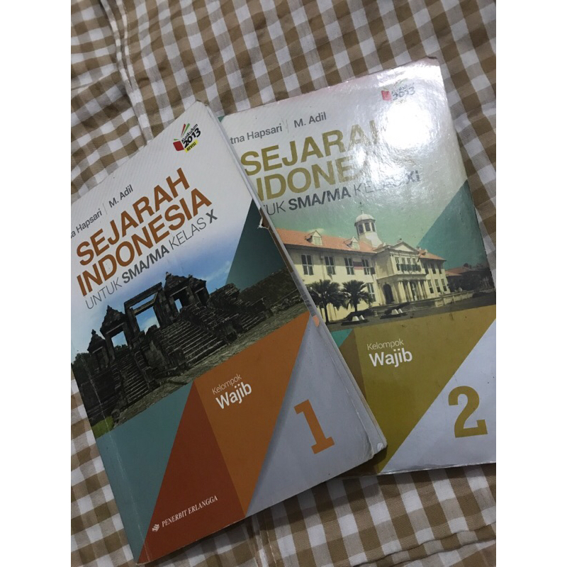 Jual Buku Paket Sejarah X&XI SMA Kurikulum 2013 - Erlangga | Shopee Indonesia