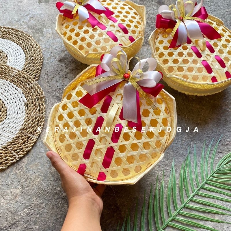 Jual BESEK TERATAI BLICING PITA /besek pita/hantaran/besek natural ...