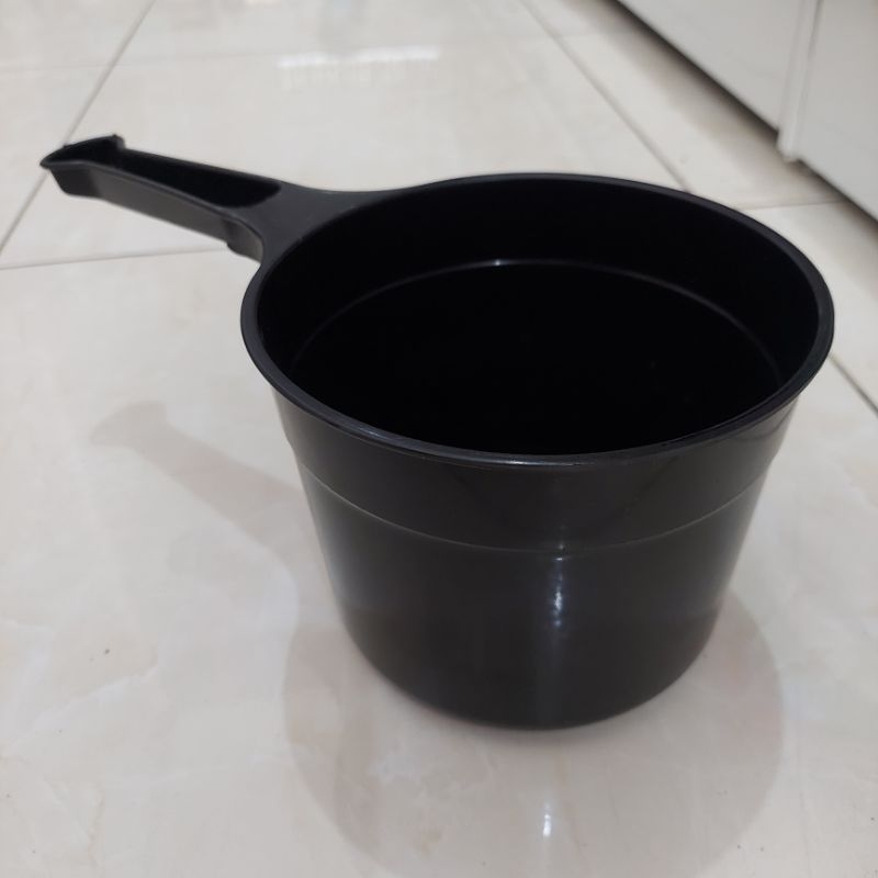 Jual Gayung Hitam Plastik GM - Dapur Karya Mdn | Shopee Indonesia