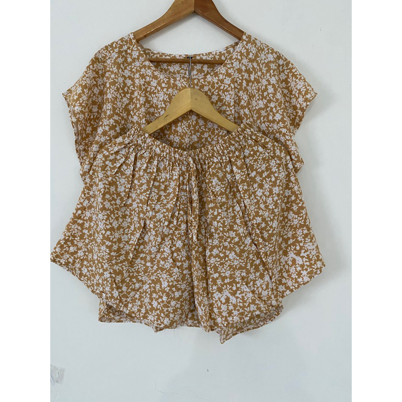 Jual SET PENDEK MOTIF BUNGA SEPATU | Shopee Indonesia