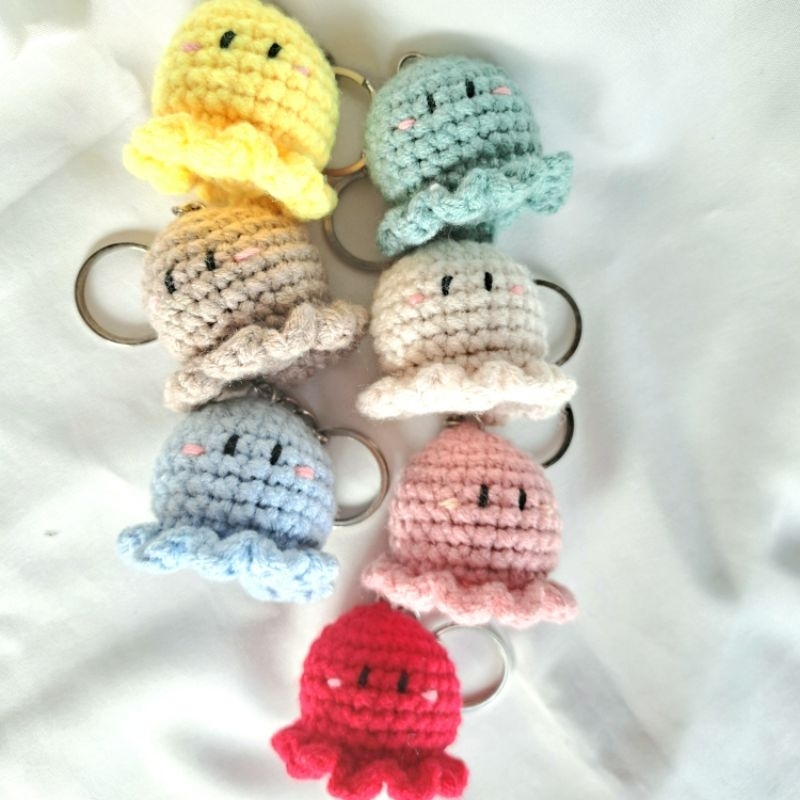 Jual Baby Octopus Amigurumi Keychain | Crochet Keychain | Gantungan ...