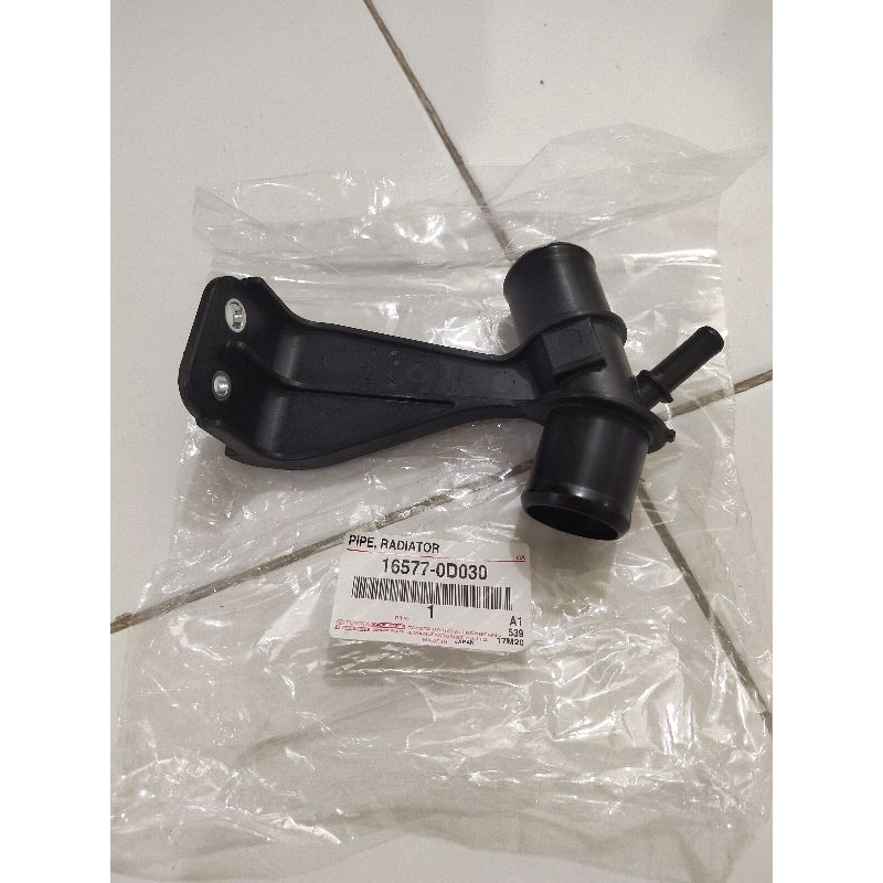 Jual Pipa Sambungan Radiator Toyota Altis Original Astra 16577-0D030 ...