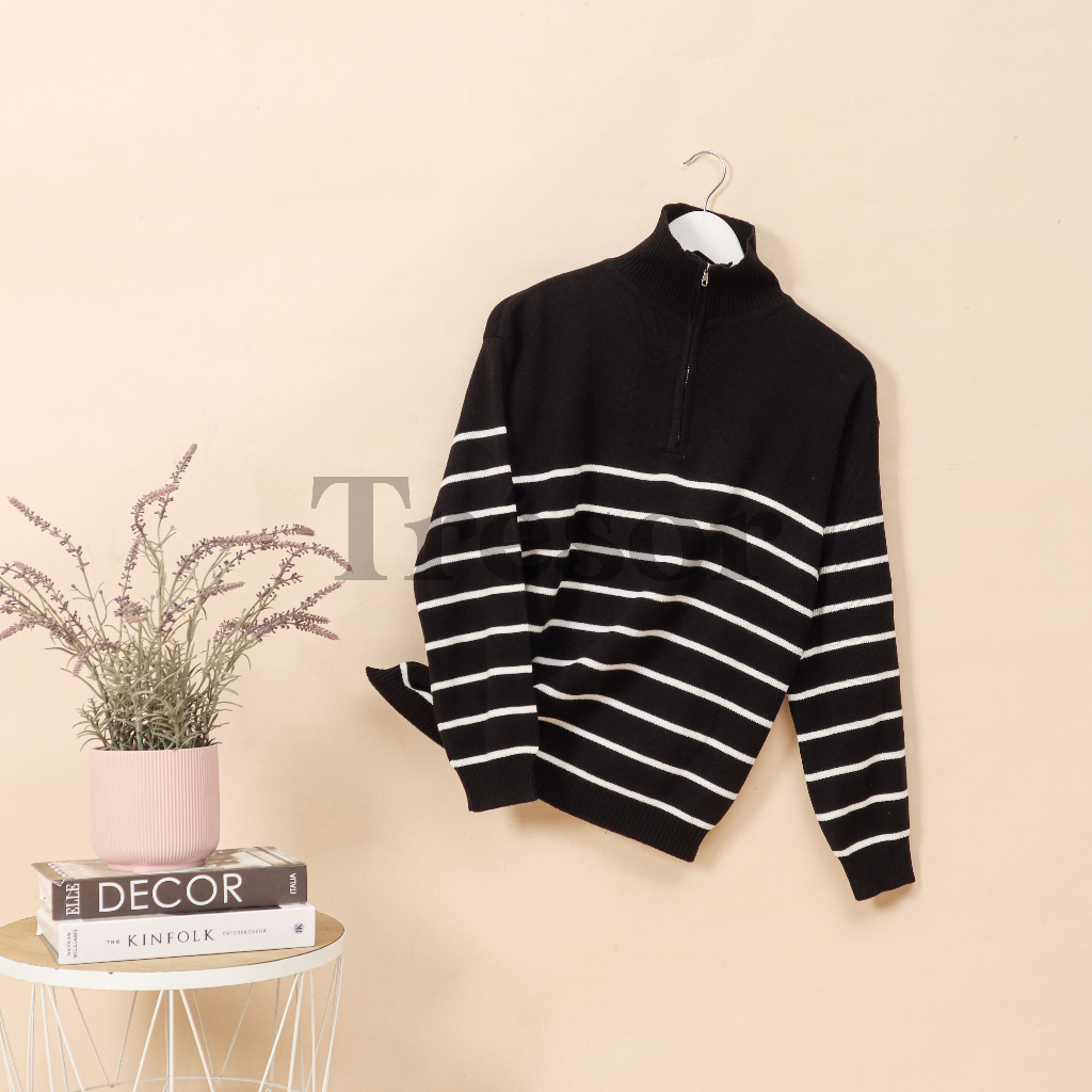 Jual TRESOR Luna Stripe Zipper Top Knit | Sweater Rajut Stripe Garis Oversize Wanita Kerah ...