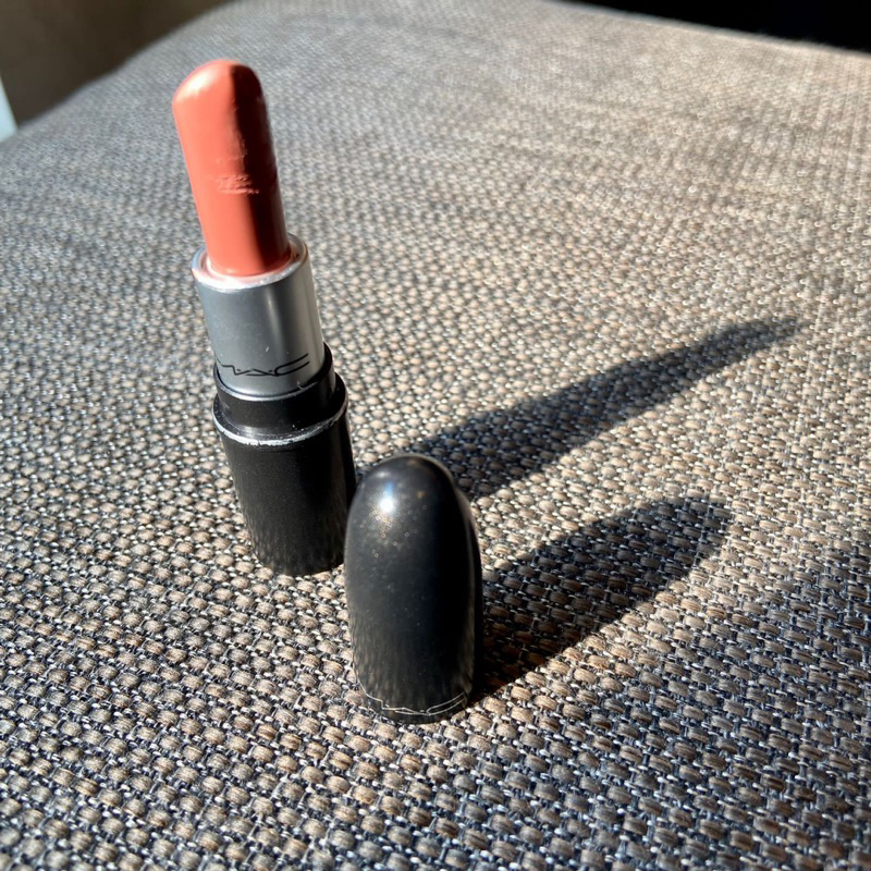 Jual MAC matte lipstick (shade 617 Velvet Teddy) | Shopee Indonesia