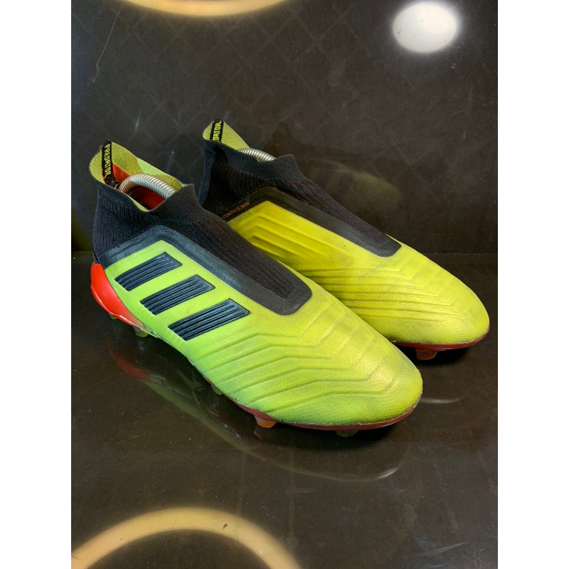 Jual Sepatu Bola sepakbola Adidas Predator 18+ FG RARE ORIGINAL ...