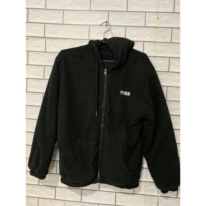 Jual Jaket jiper fcmm - (second) | Shopee Indonesia