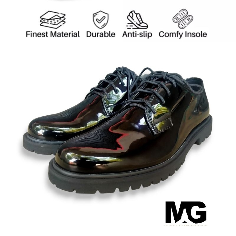 Jual sepatu pdh model jatah mengkilap tampa semir merek muggia | Shopee ...