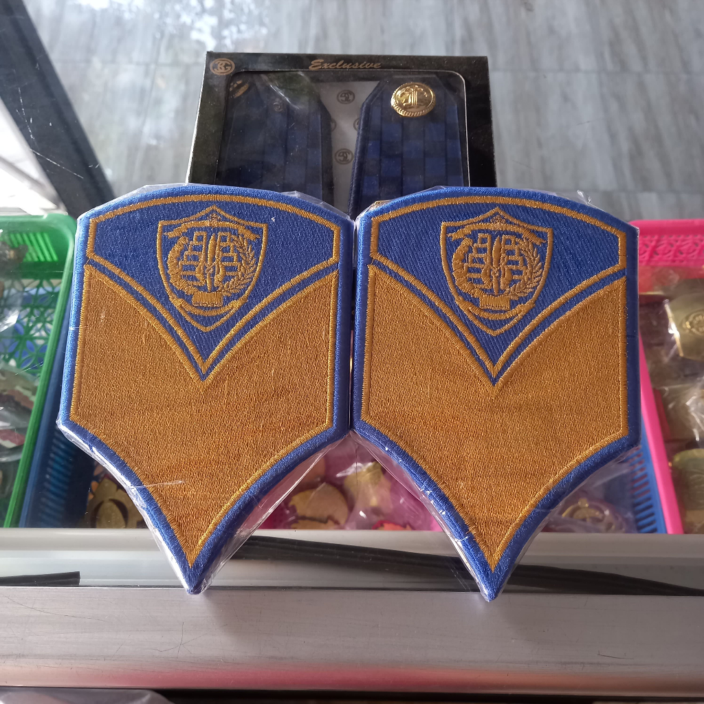 Jual CHEVRON LUAR / DALAM TARUNA POLTEKIM | Shopee Indonesia