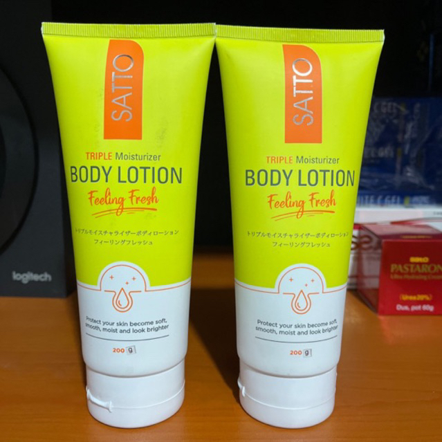 Jual SATTO Triple Moisturizer whitening body lotion feeling fresh 200ml ...