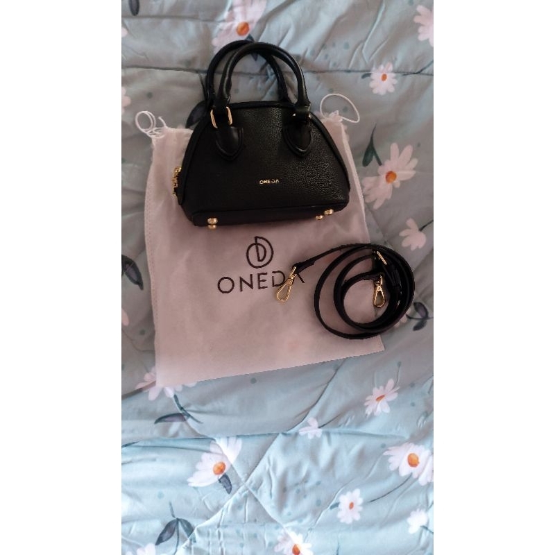 Jual preloved tas selepang wanita s8008 by oneda warna hitam black ...
