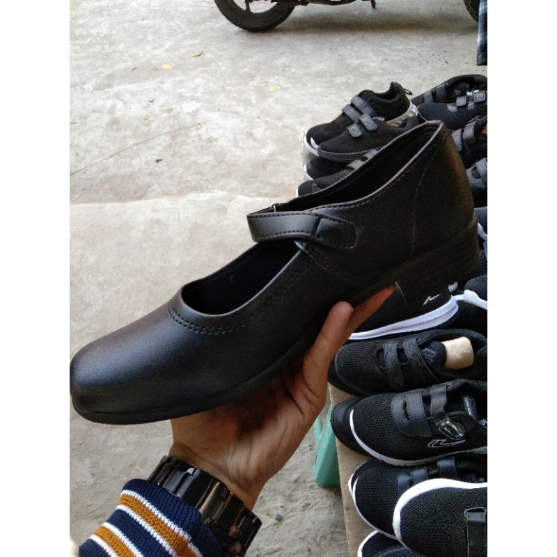 Jual PENTOFEL LIBERTY SEKOLAH/MAGANG/KERJA | Shopee Indonesia
