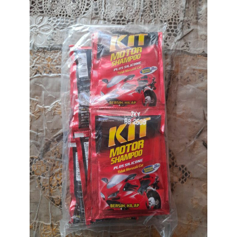Jual KIT SHAMPO MERAH SANCHET 12 PCS | Shopee Indonesia