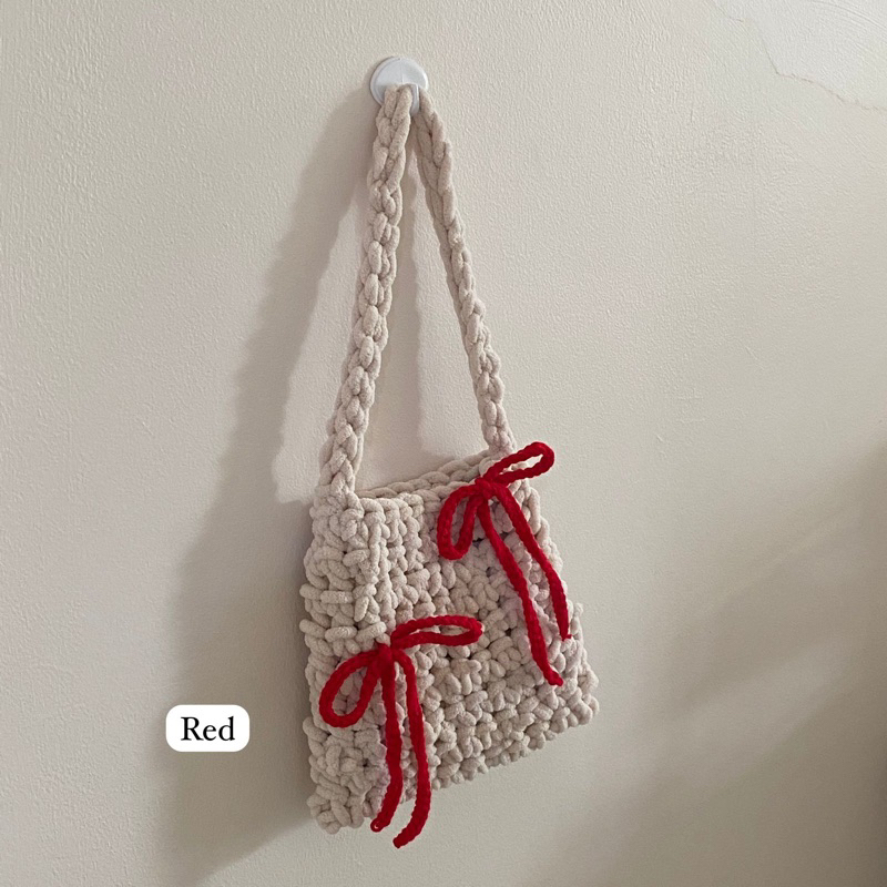 Jual White Fluffy Crochet Shoulder Bag with Bows - Tas Bahu Rajut Knit ...