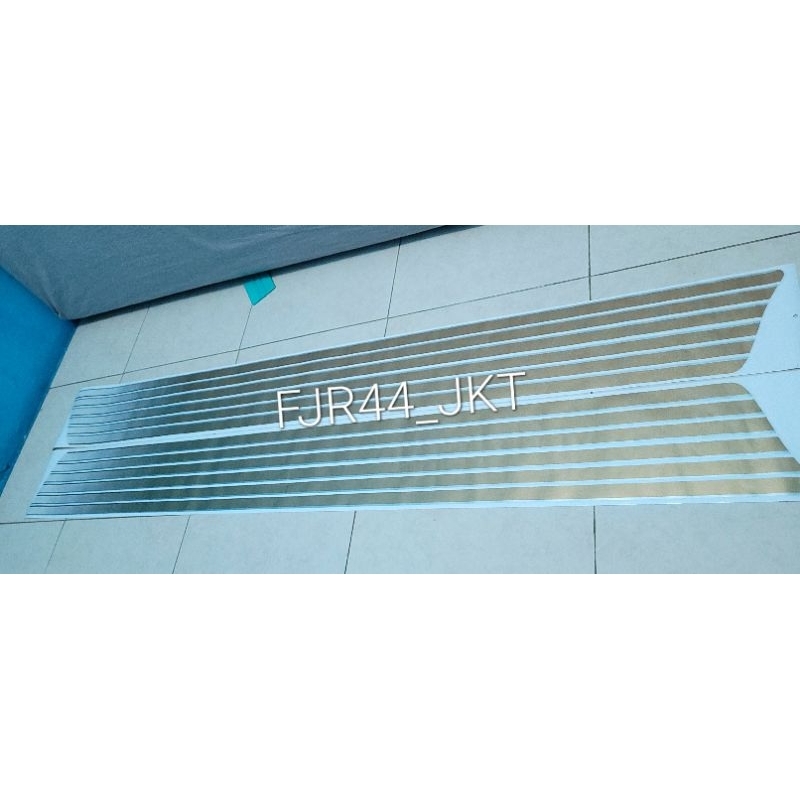 Jual Sticker stiker list body mitsubishi kuda exceed minibus/ stiker ...