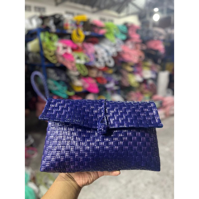 Jual Dompet Anyaman Jali Jali / Dompet Muat HP / Dompet Wanita Tempat ...
