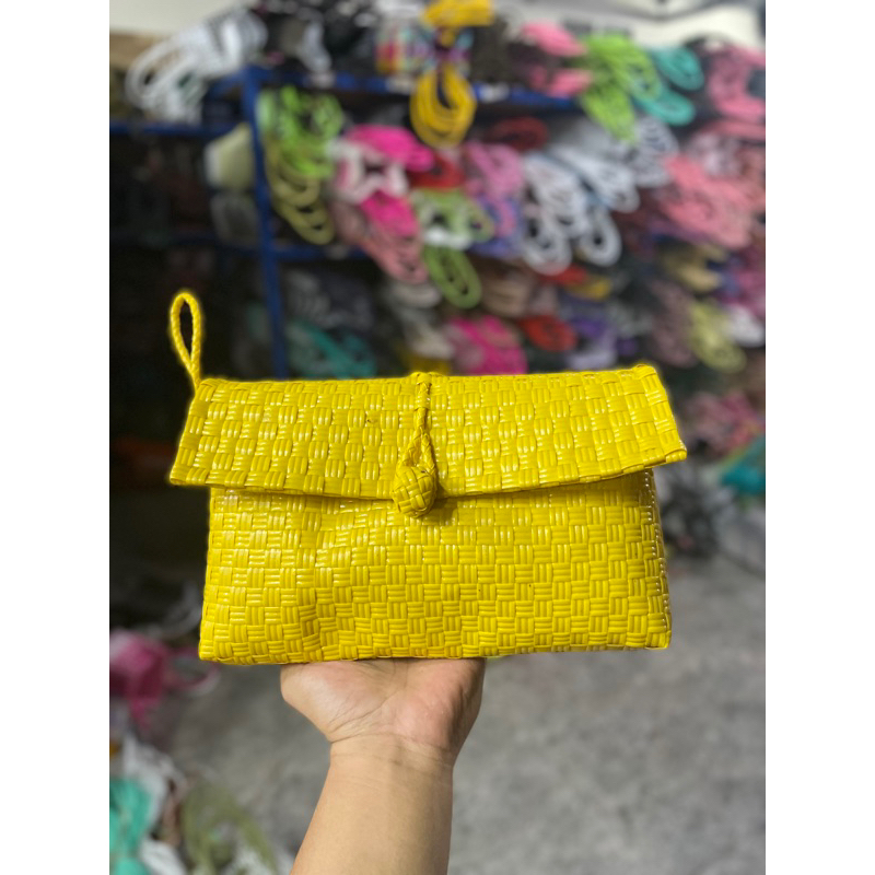 Jual Dompet Anyaman Jali Jali / Dompet Muat HP / Dompet Wanita Tempat ...