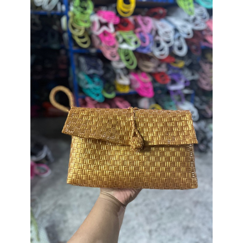Jual Dompet Anyaman Jali Jali / Dompet Muat HP / Dompet Wanita Tempat ...
