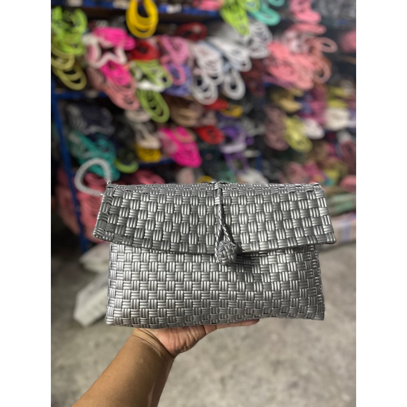 Jual Dompet Anyaman Jali Jali / Dompet Muat HP / Dompet Wanita Tempat ...