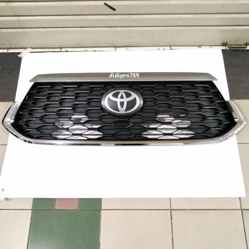 Jual Grill Innova Zenix tipe V 2022 up | Shopee Indonesia