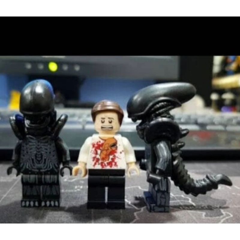 Jual brick minifigure alien vs predator xenomorph pg1050 | Shopee Indonesia