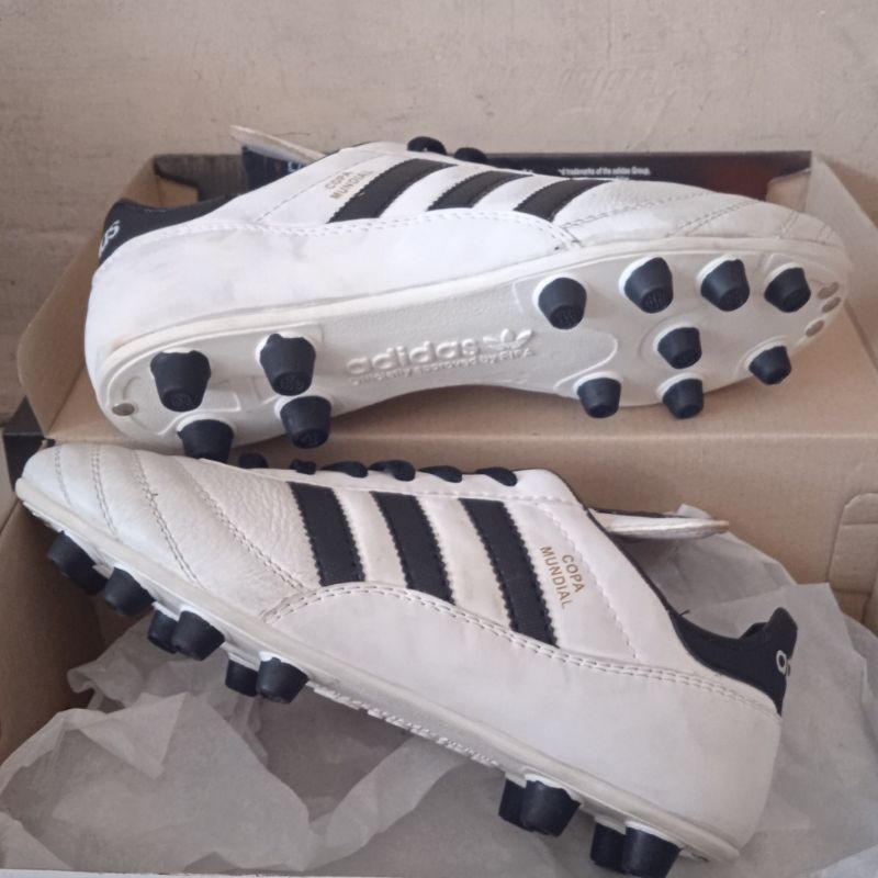 Jual Sepatu Sepak Bola Copa Mundial Kulit | Shopee Indonesia