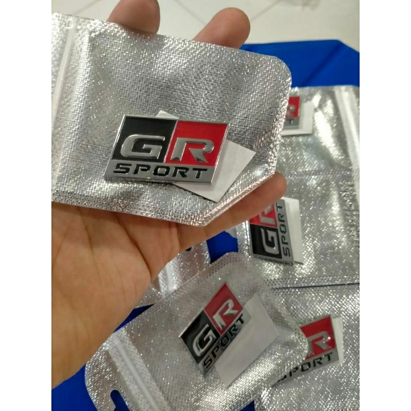 Jual emblem GR sport setir mobil toyota original ukuran 4 × 2 cm ...
