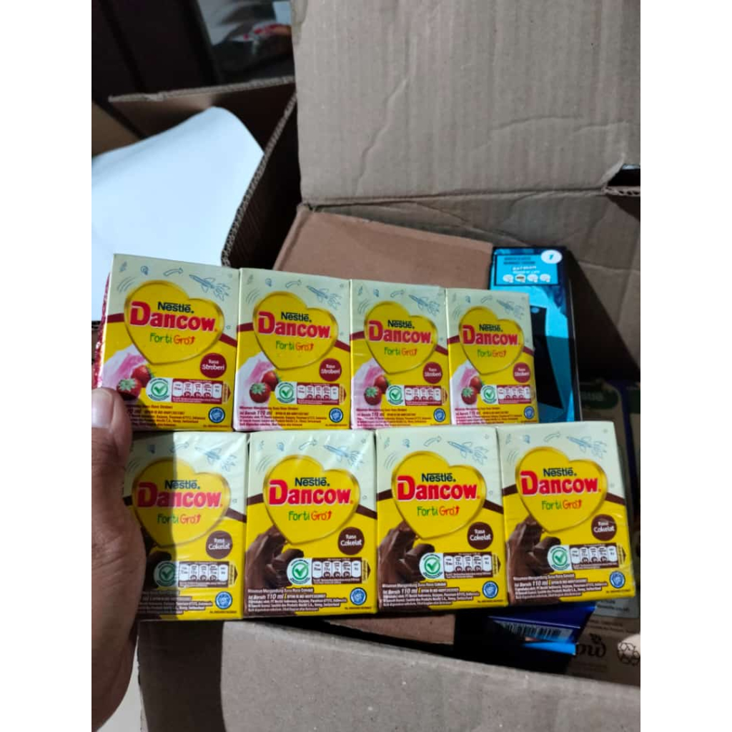 Jual DANCOW FORTIGRO SUSU UHT COKLAT / STRAWBERRY 110 ml (ISI 4 ...