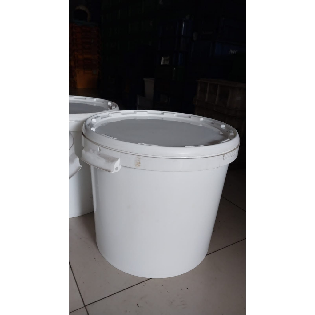 Jual ember plastik sampah 30kg putih ember besar 30kg bekas ember 30kg ...