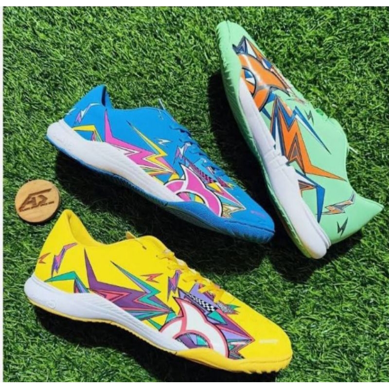 Jual Sepatu Futsal Terbaru/Sepatu Futsal ortuseight Thunderclap /Sepatu ...
