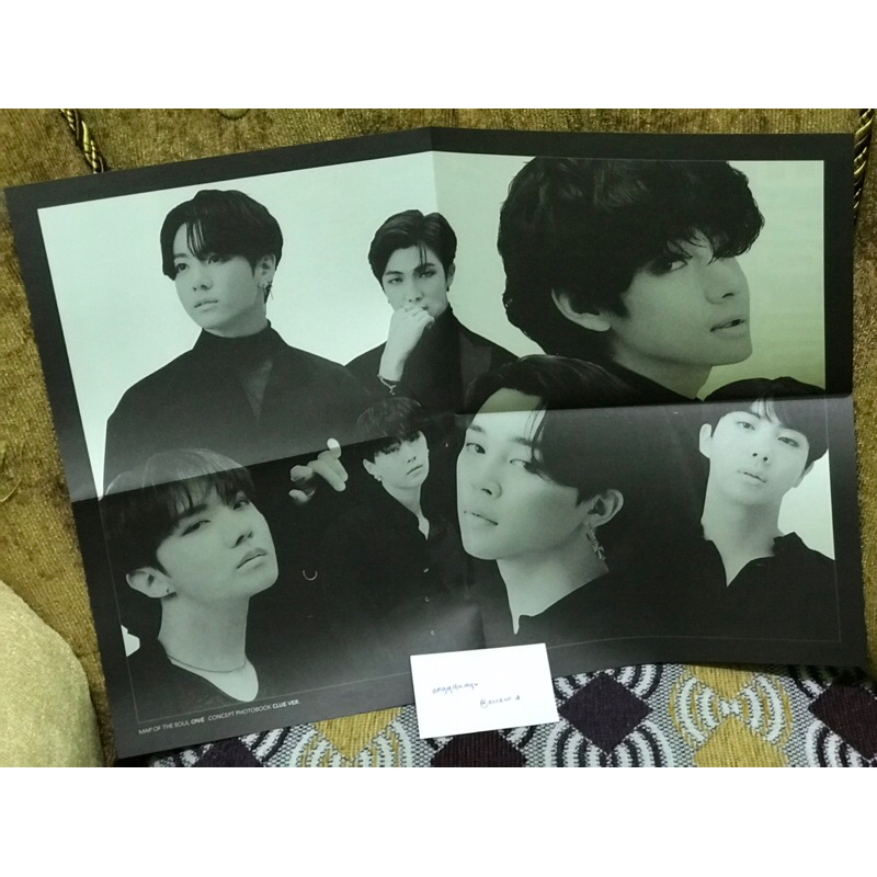 Jual POSTER PHOTOBOOK MAP OF THE SOUL ON:E OFFICIAL | Shopee Indonesia