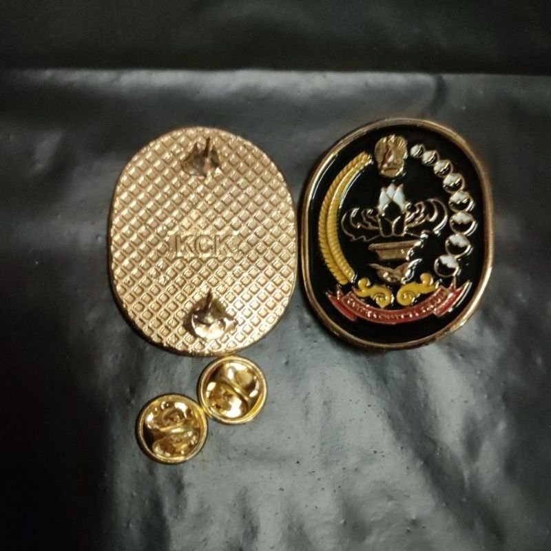 Jual lencana Persit timbul sesuai mupus | Shopee Indonesia