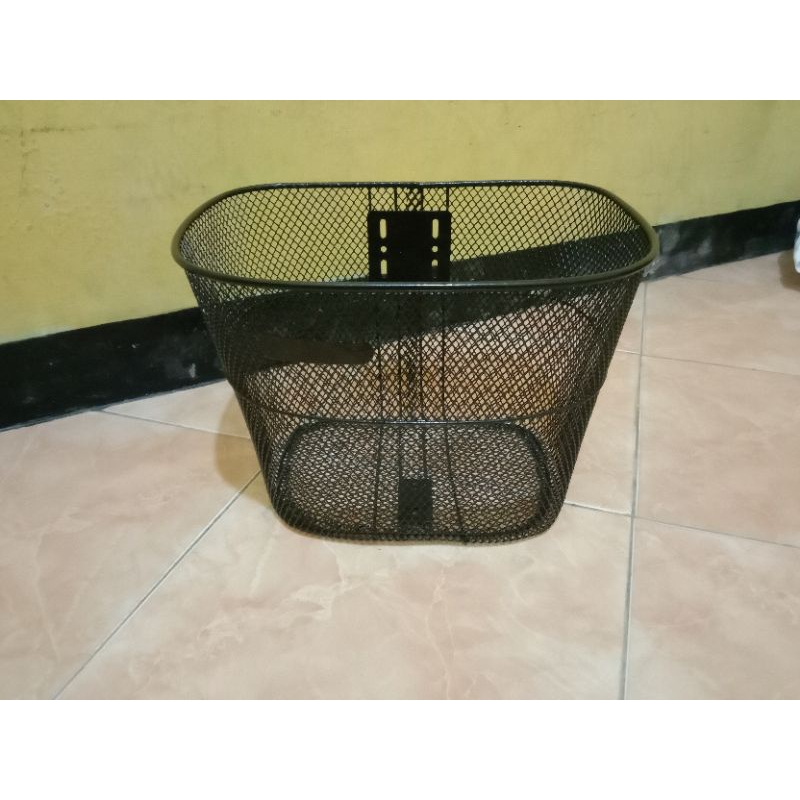 Jual KERANJANG BESI SEPEDA MINI UKURAN 20+KLEM BAUT MUR | Shopee Indonesia