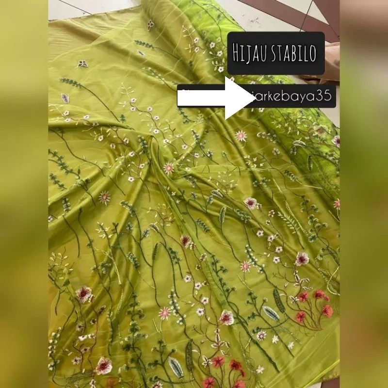 Jual Tile valentino Tille valentino / Tile valentino garder. tile bunga ...