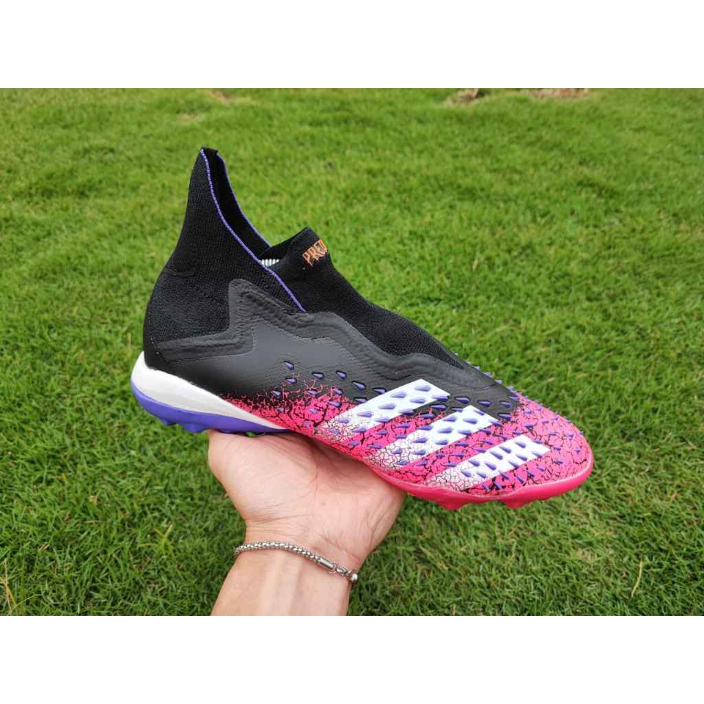 Jual Sepatu Futsal Adidas Predator Freak+ laceless TF turf tapak gerigi ...