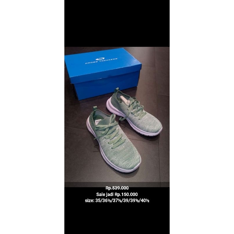 Jual sepatu payless | Shopee Indonesia