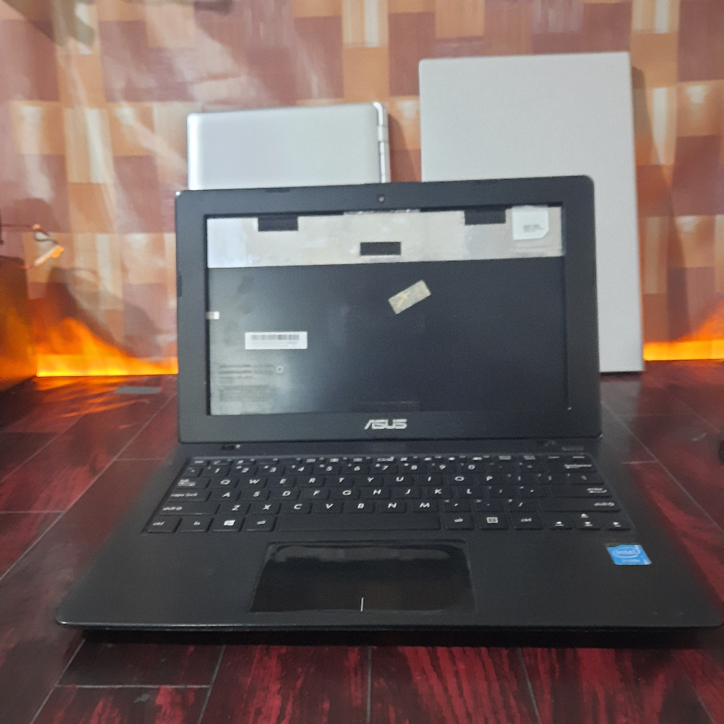 Jual Casing Asus X200, X200CA, X200MA Full Set Plus Engsel, Second ...