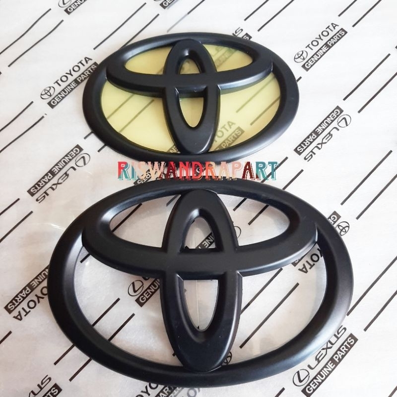 Jual LOGO EMBLEM GRILL DEPAN BELAKANG INNOVA REBORN VENTURER 2016-2023 ...