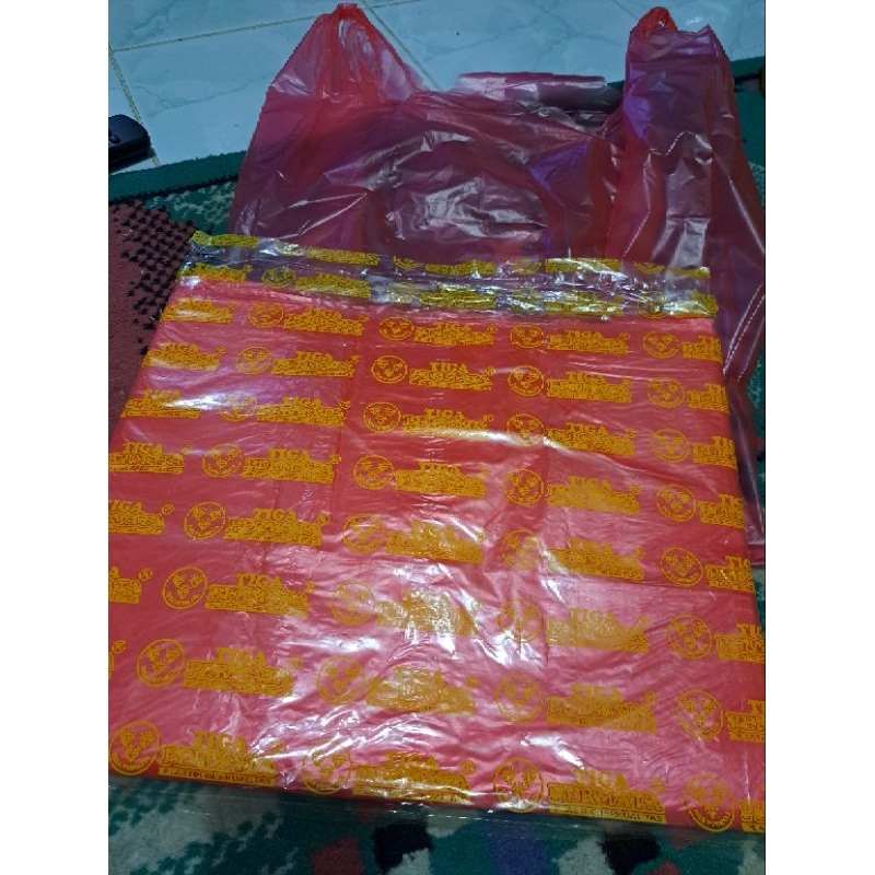 Jual # ECR# plastik kresek jumbo warna merah dan putih "Tiga Permata ...