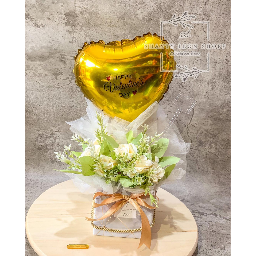 Jual Bloom Box / buket balon / box balon / hadiah graduation | Shopee ...
